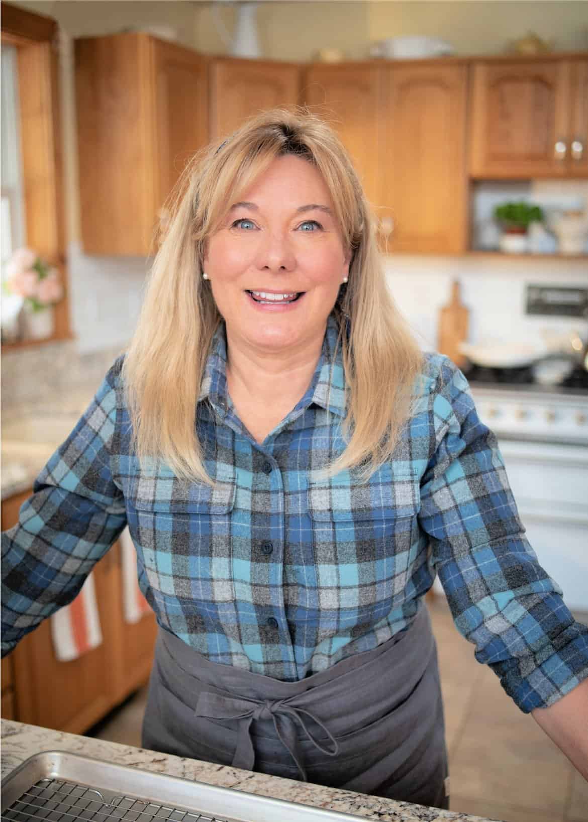 The Fresh Eggs Daily Cookbook with Lisa Steele - Kitchen Confidante®