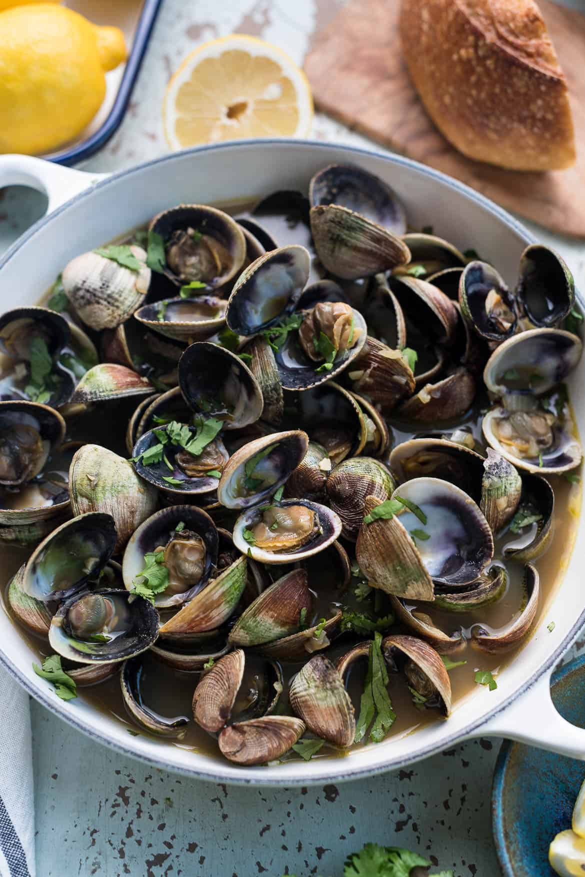 Steamed Clams with Broth (without wine) - Kitchen Confidante®
