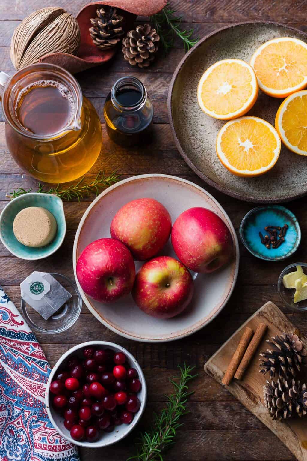 Wassail - A Traditional Holiday Drink - Kitchen Confidante®